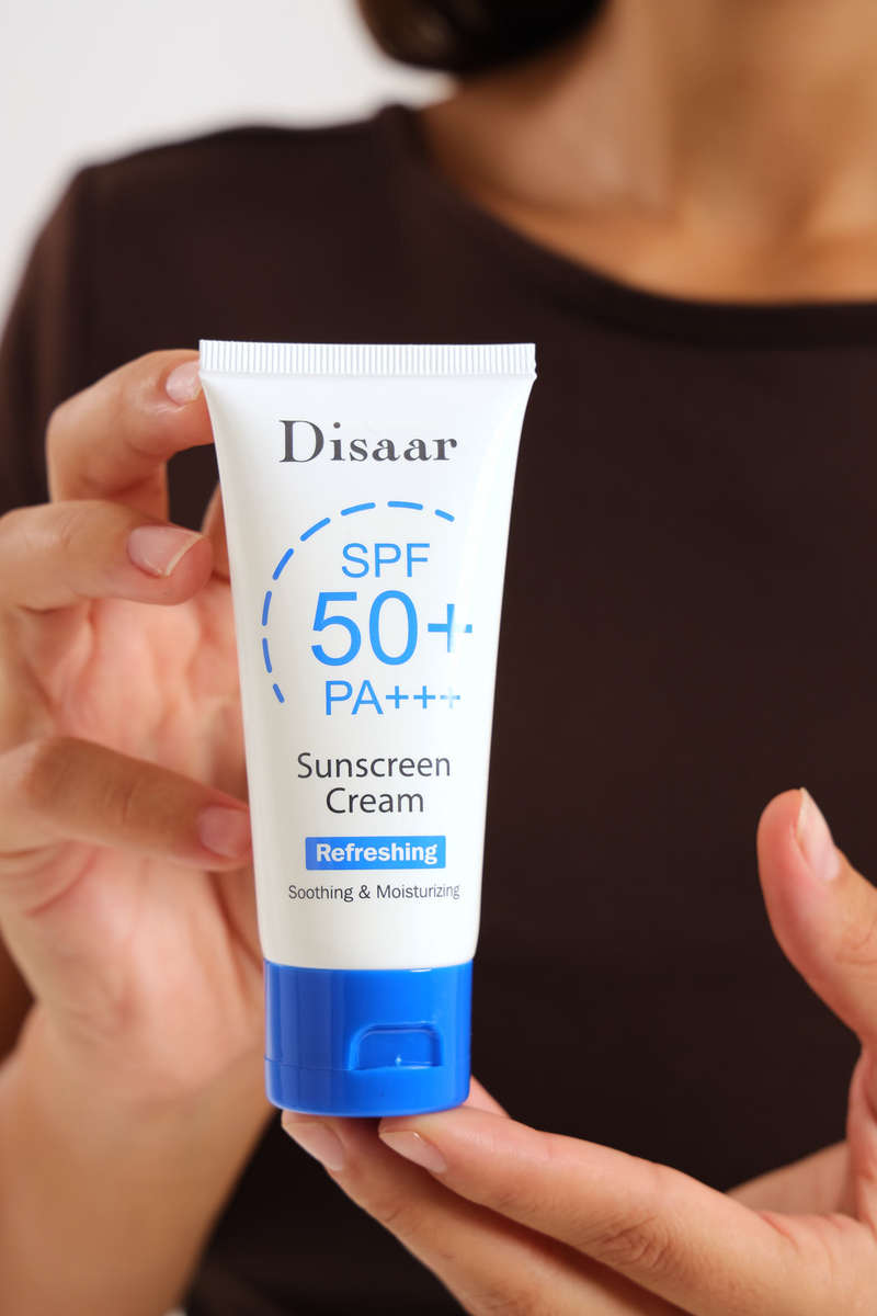 Face - Disaar Sunscreen SPF 50 50g was sold for 29.00 on 17 Oct at 17: ...