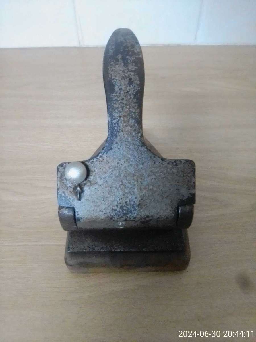 Staplers & Punches - VINTAGE HEAVY DUTY OFFICE PUNCH was listed for 0 ...