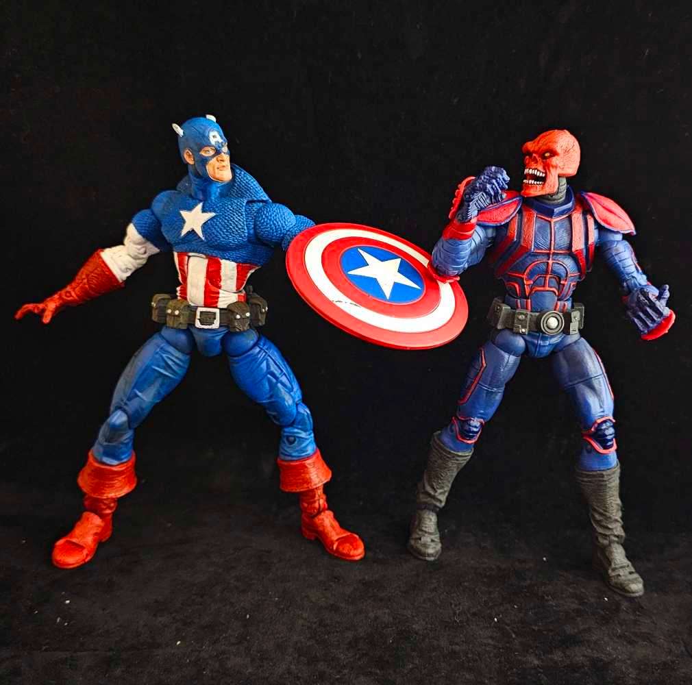 Comic Book - ToyBiz Marvel Legends Face Off Captain America VS Redskull ...