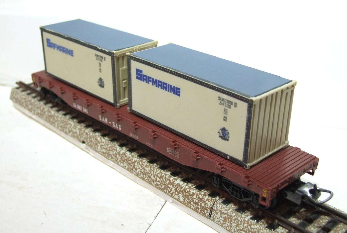 Rolling Stock - LIMA HO: SAR Container Carrier with Load in Good Un ...