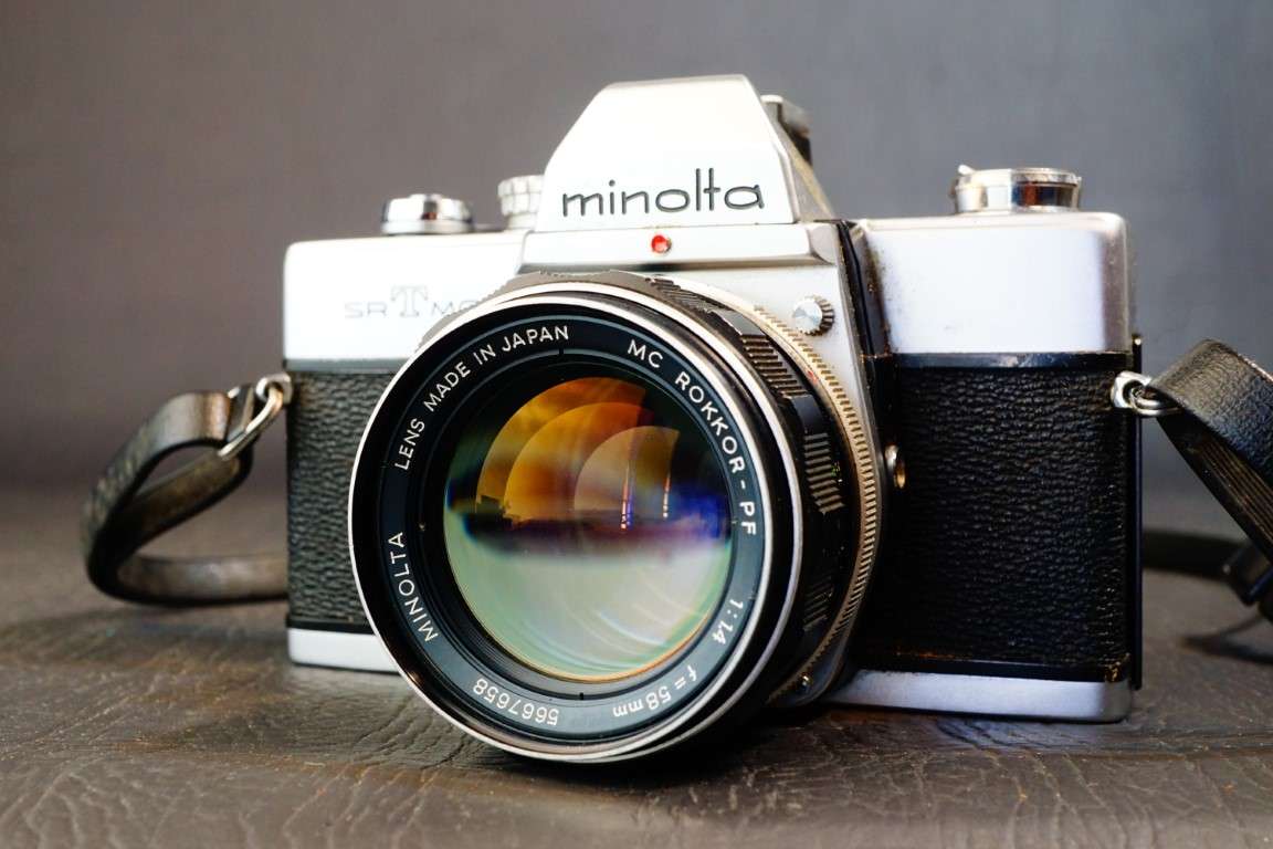 35mm SLR - Minolta SRT MCII 35mm SLR with Minolta Rokkor 58mm F1.4 Lens ...