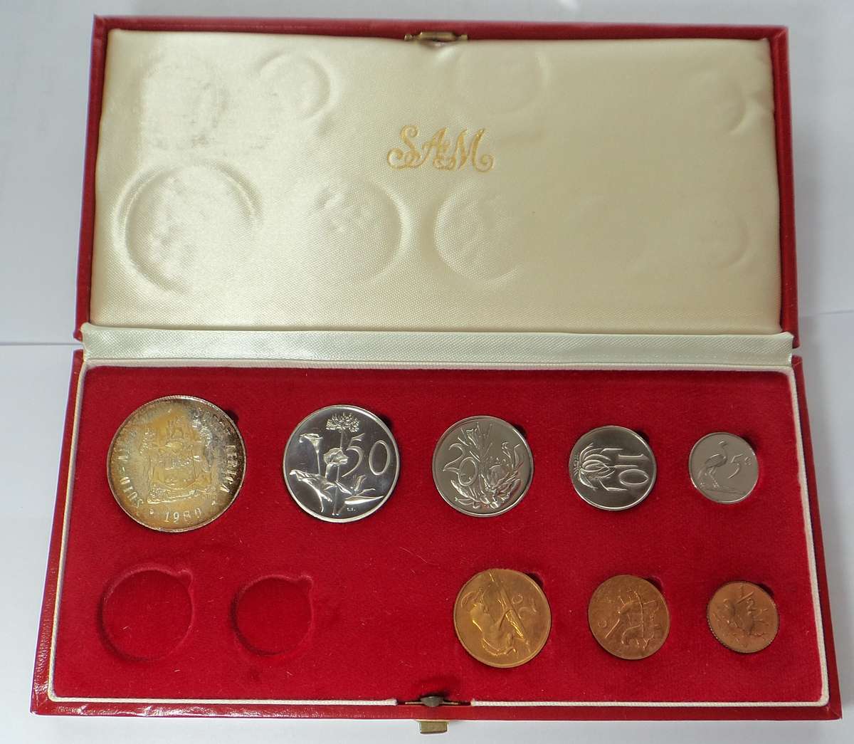 Proof Sets - 1980 RSA Short Proof Set in SAM Red Box for sale in Cape Town (ID:630860045)