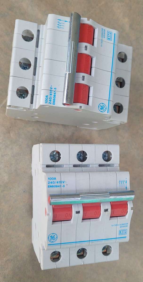 Circuit Breakers & Transformers - General Electric 100A Din Rail 240 ...