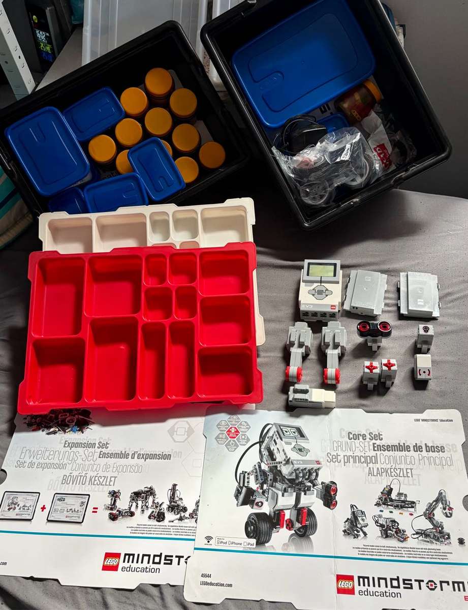 LEGO Sets - Lego Mindstorms EV3 Set + Expansion Set was sold for 4,000.00 on 24 Feb at 18:23 by ...