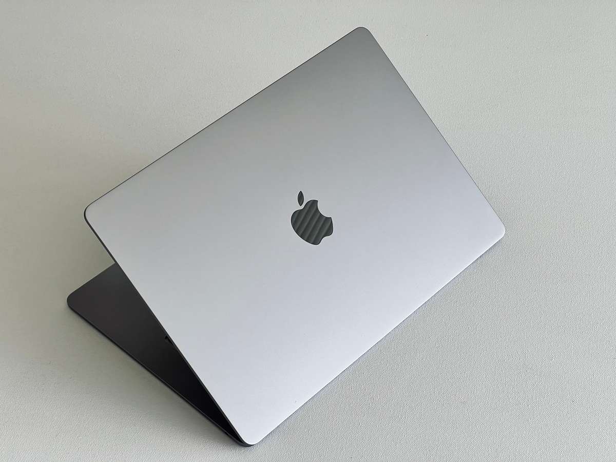 Apple Laptops - MacBook Air (15-inch, M2, 2023) A2941 Space Grey ...