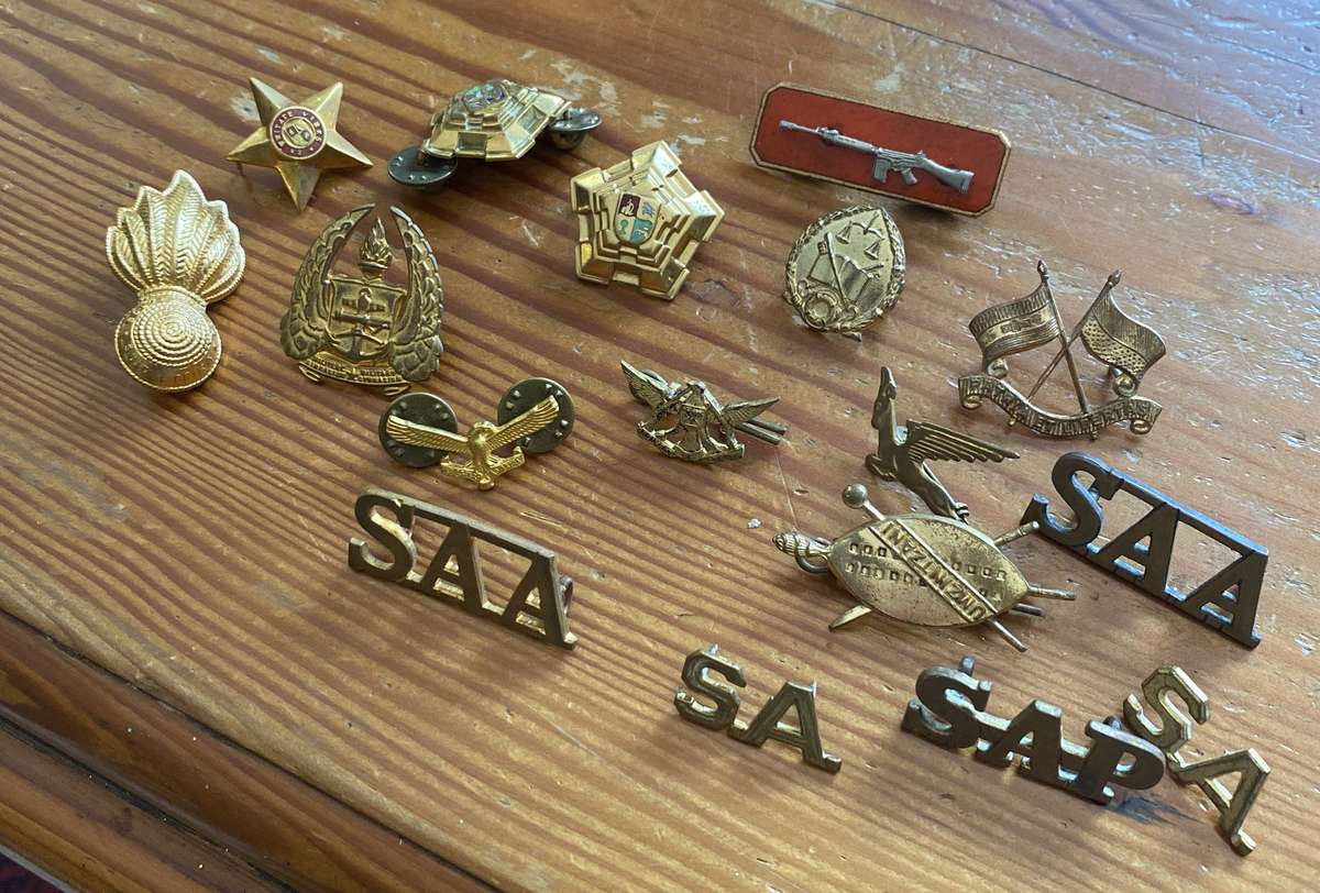South African Army - Military Insignia was sold for 155.99 on 18 Sep at ...