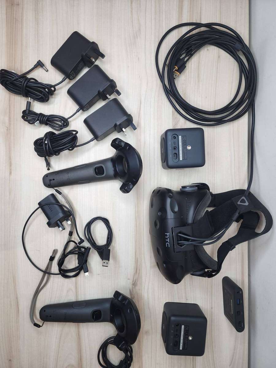 Virtual Reality - HTC Vive Original VR Headset Full Kit | Base Stations ...