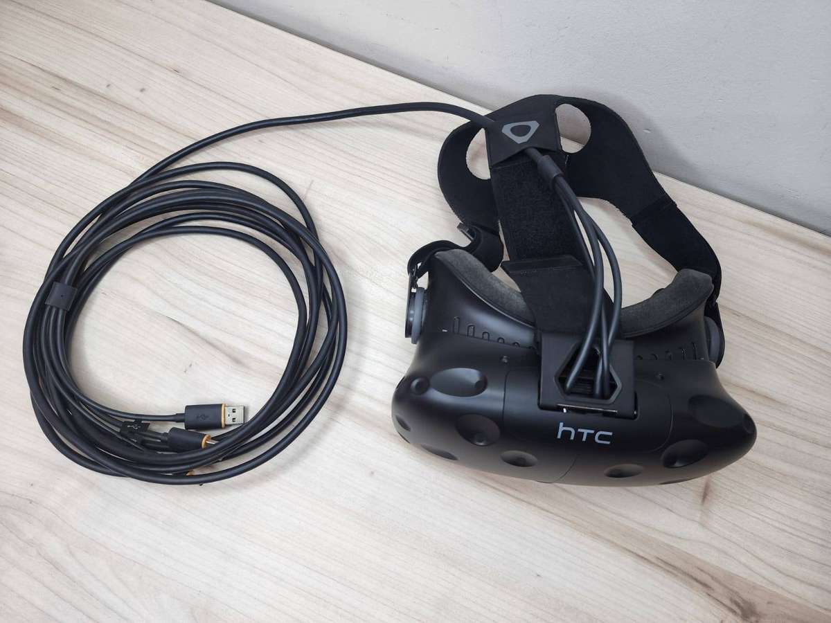 Virtual Reality - HTC Vive Original VR Headset Full Kit | Base Stations ...