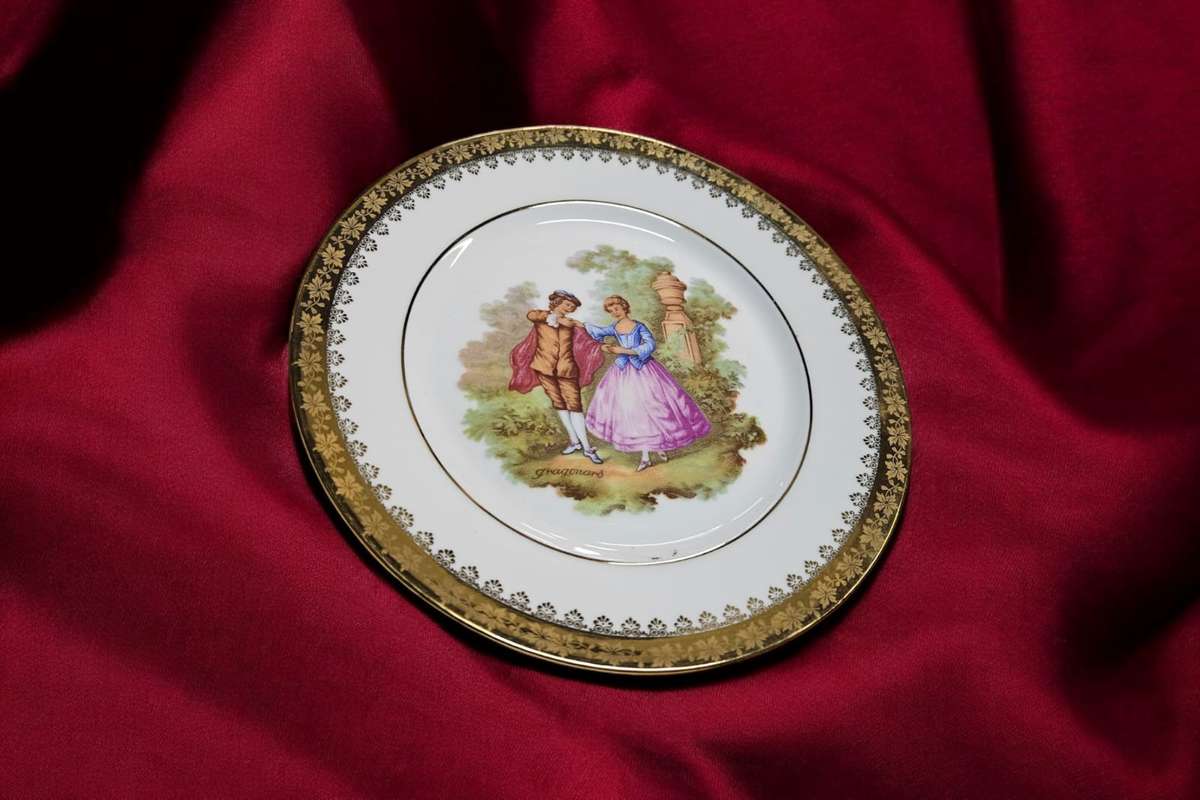 French Porcelain - Unique Vintage Goudeville Limoges France display plate, measuring 20cm for ...