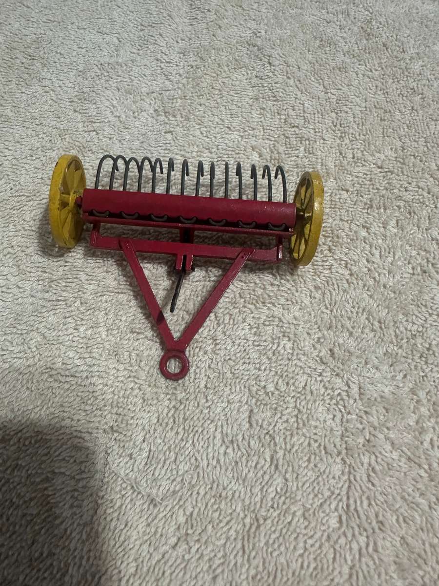 Models - DINKY TOY HAY RAKE for sale in Springs (ID:640381087)