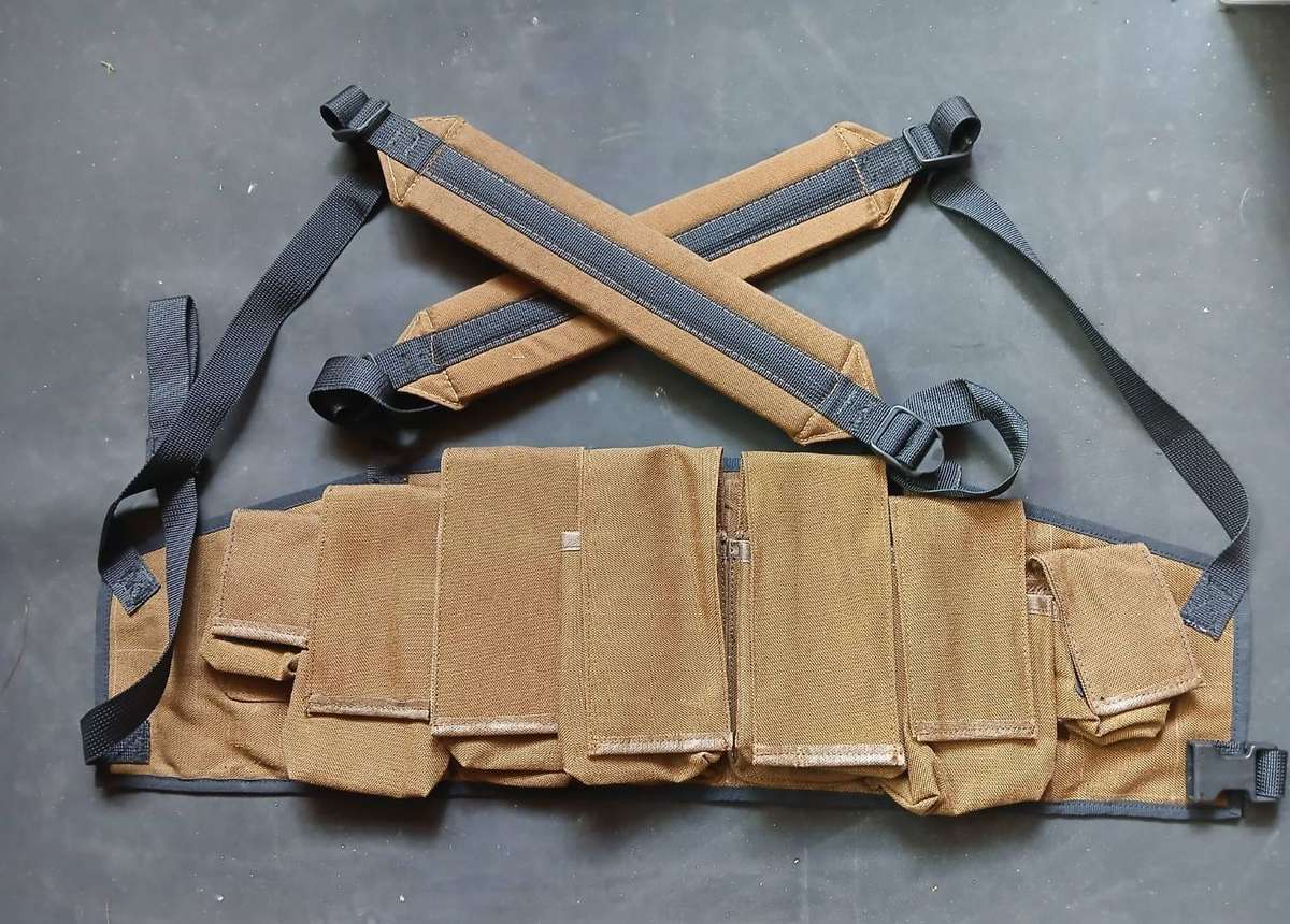 Kit - SADF R1 Chest Rig (Cordura) - 7,62 x51 (R1) - 6 x R1 Mags for ...