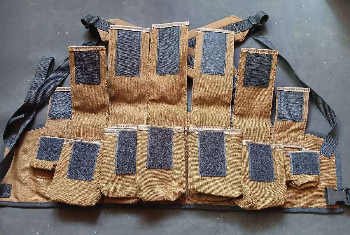 Kit - SADF R1 Chest Rig (Cordura) - 7,62 x51 (R1) - 6 x R1 Mags for ...