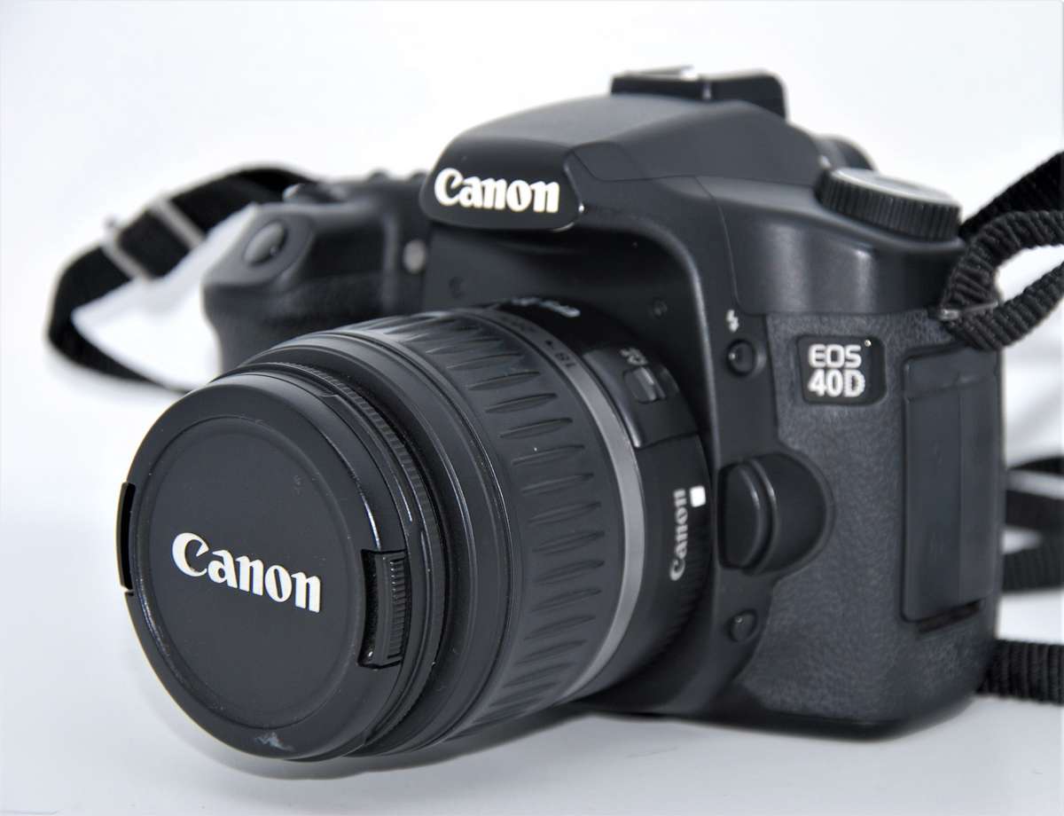 Digital SLR - Canon EOS 40D 10.1MP Digital SLR Camera with EF 18-55mm ...