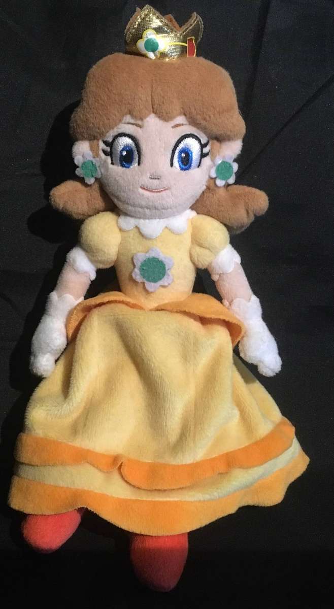 Classic Toys - Princess Daisy plush toy from the Super Mario franchise ...