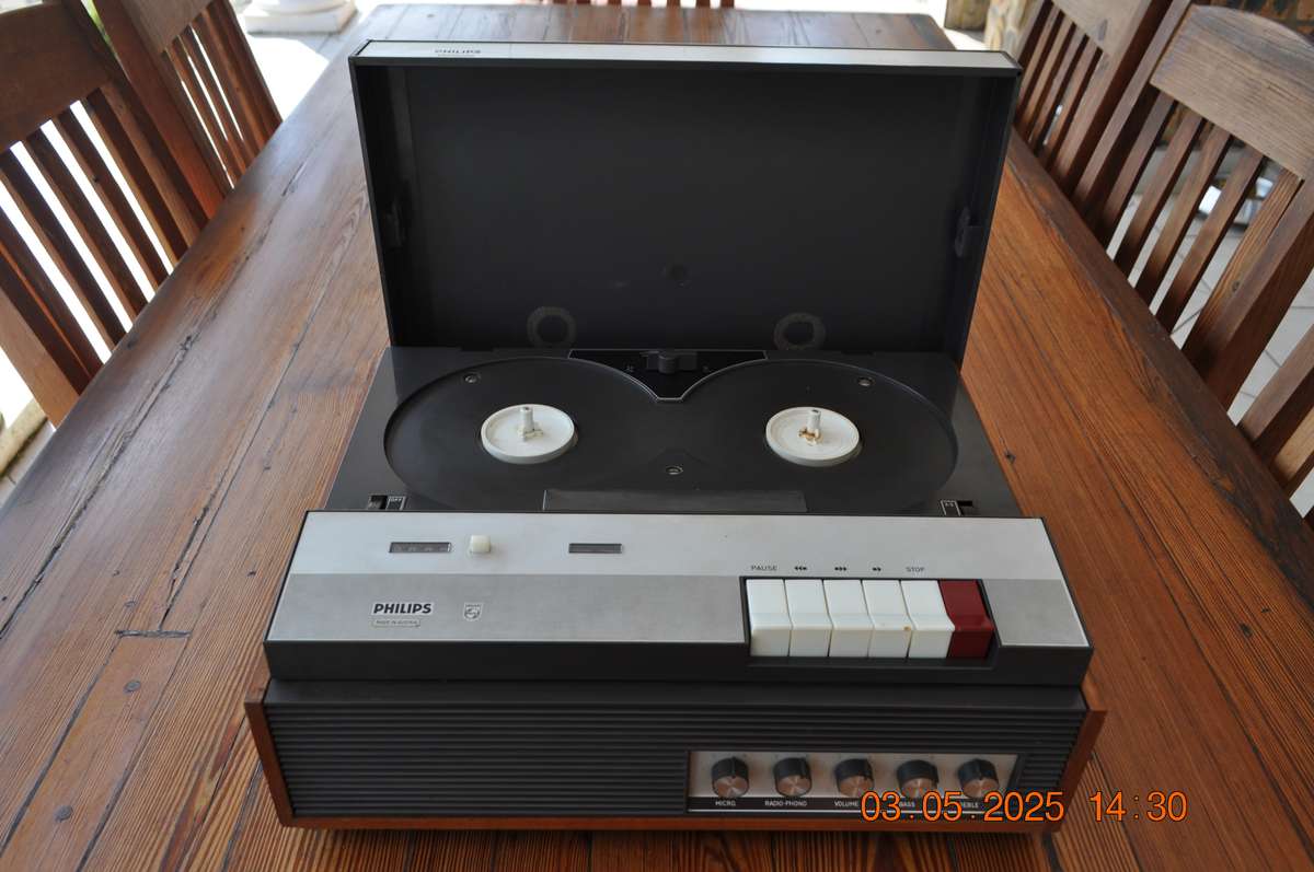 CD & Cassette Players - Vintage Phillips Reel to Reel Tape Recorder ...