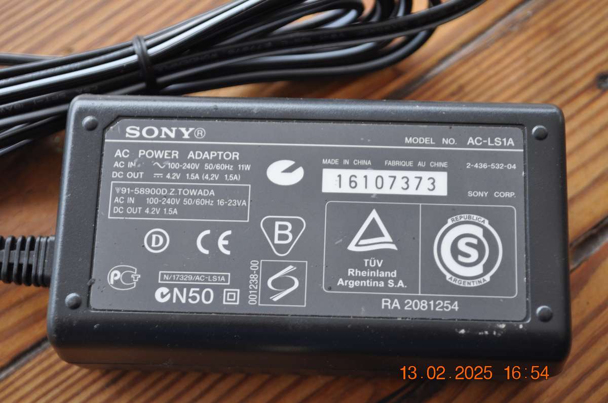 Chargers & Power Supplies - Original Sony Cybershot Digital Camera ...