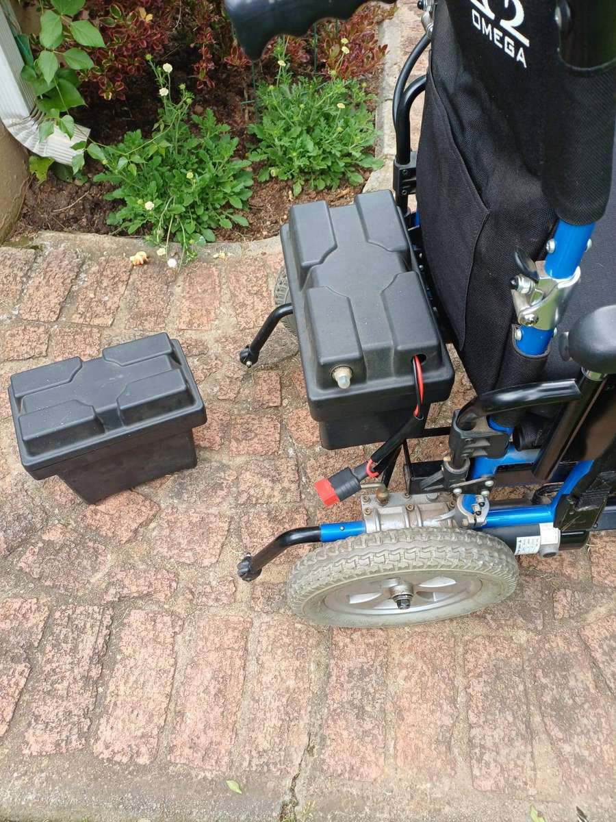 Wheelchairs - Omega A1 Power Chair Dynamic Shark Controller Great ...