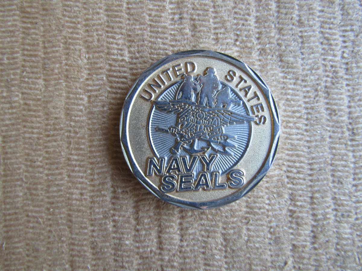 International Badges & Insignia - US Navy Seals Challenge Coin (A47 ...