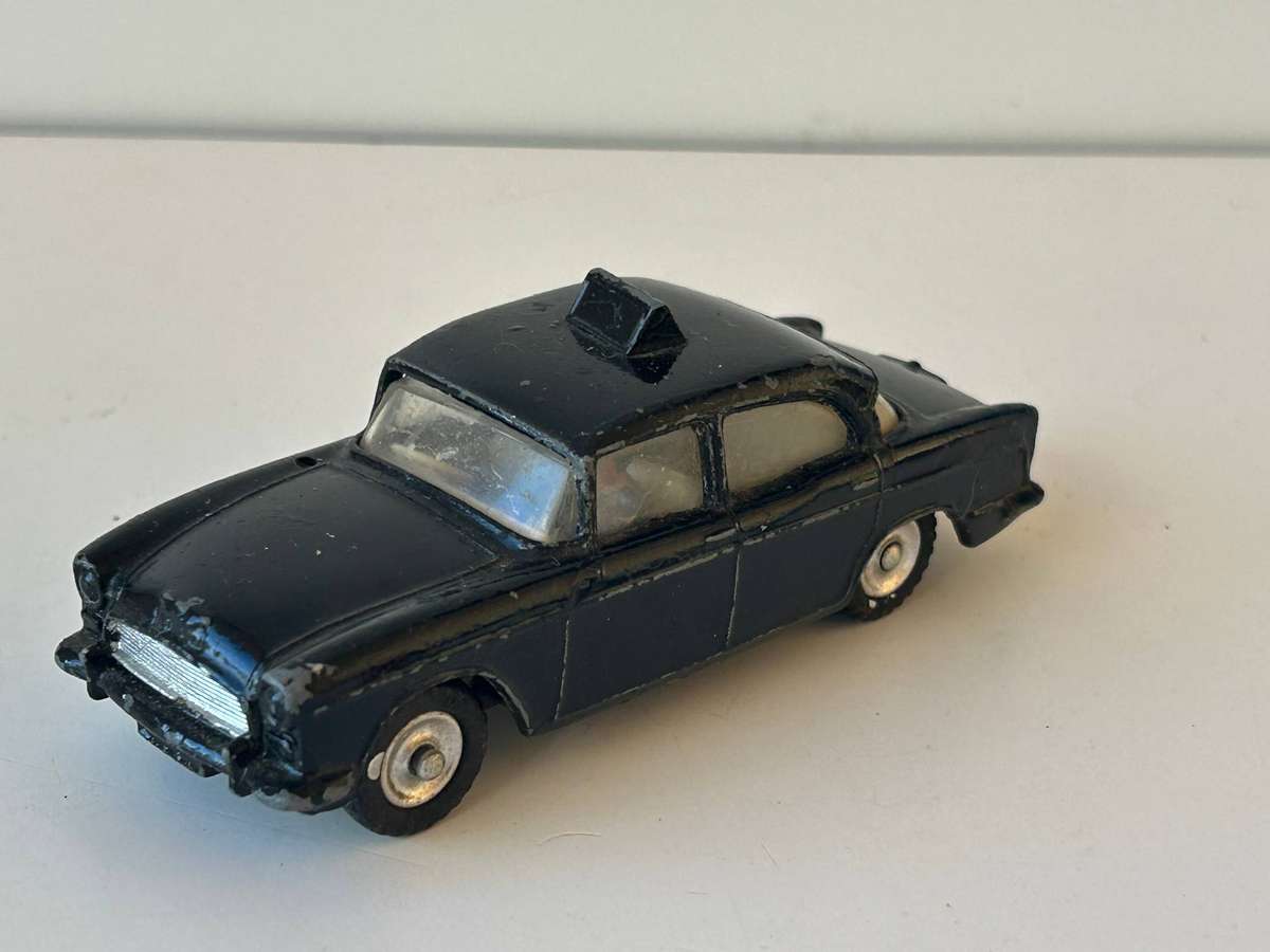 Models - 1960-64 Dinky 256 Humber Hawk Police Patrol Car diecast car ...