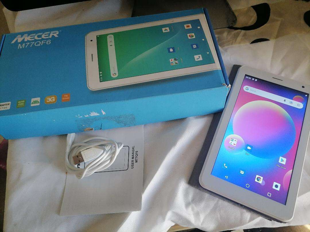 Devices - Mecer Xpress Smartlife (M77QF6) 7" 16GB 3G Tablet - White in box with charger,pouch ...