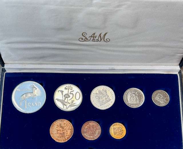 Proof Sets - 1983 PROOF COIN SET IN EXCEPTIONAL CONDITION SEE ONE RAND ...