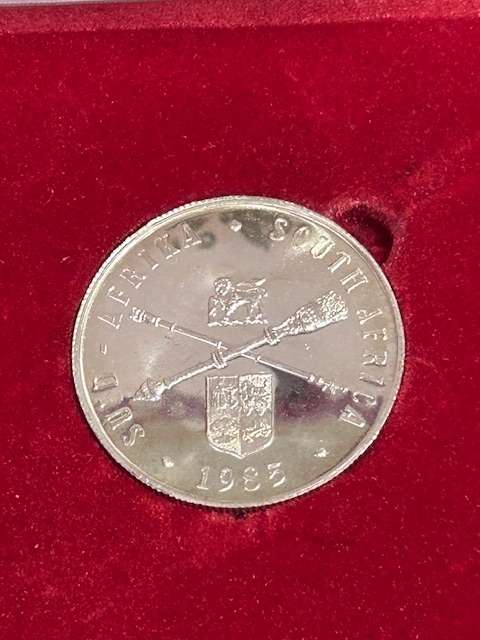 One Rand - 1985 PARLIAMENT PROOF SILVER R1 IN MINT BOX BEAUTIFUL COIN ...