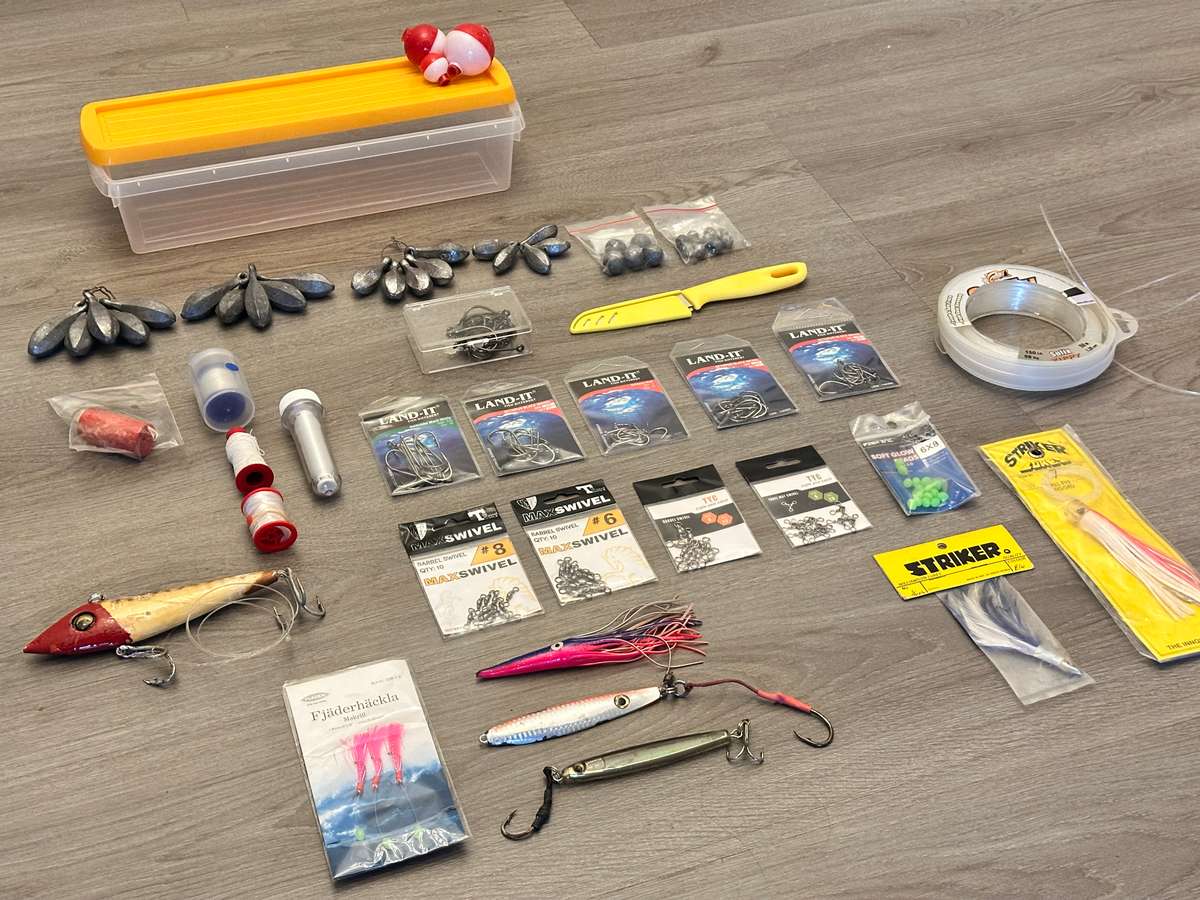 Bundles & Combos - HUGE FISHING Tackle Lot was sold for 327.00 on 23 ...
