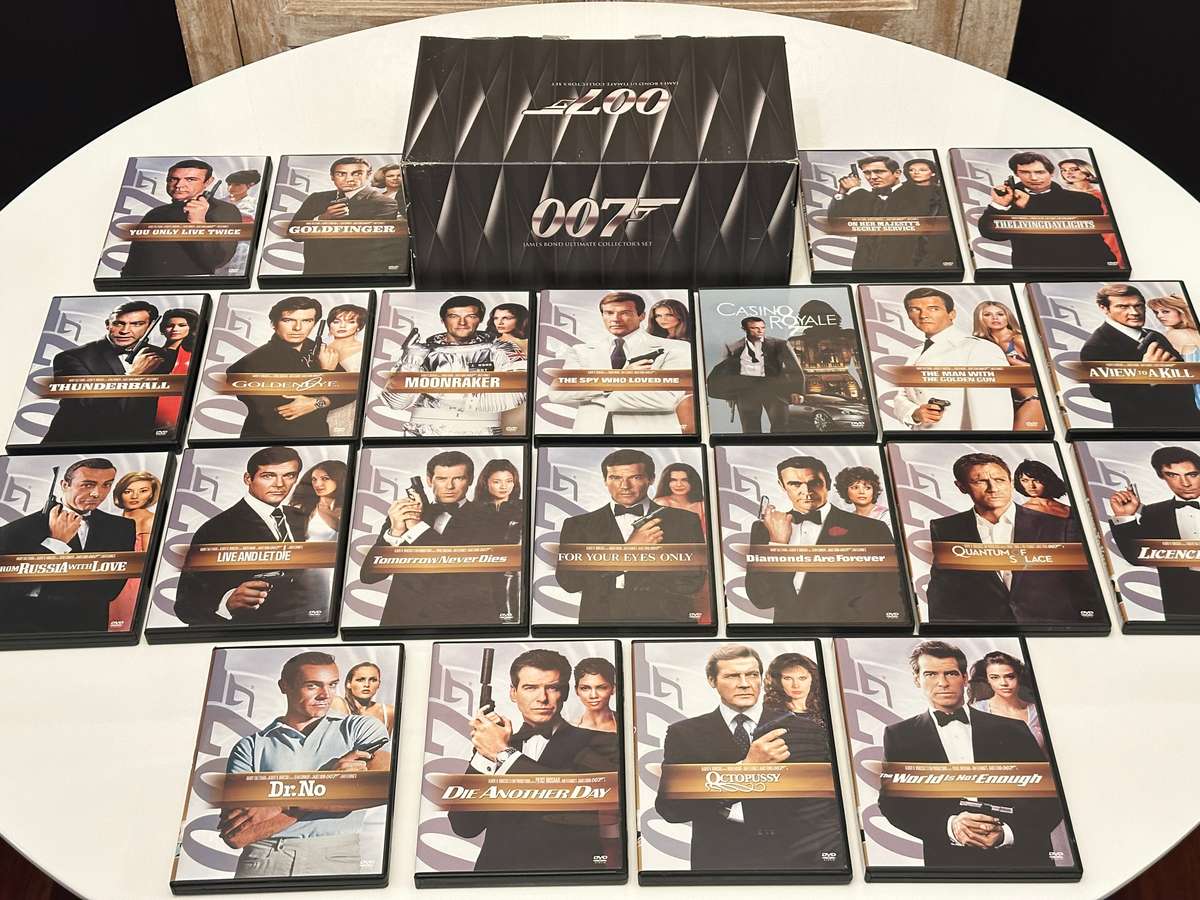 Other Antiques & Collectables - JAMES BOND 007 Ultimate Collectors Set ...