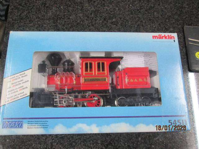 Locomotives - 1:32 SCALE - GUAGE 1 - MARKLIN - MAXI - RED STEAM ...
