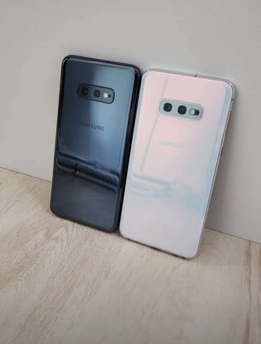 Samsung - Samsung Galaxy S10e 128GB for sale in Johannesburg (ID:638156430)