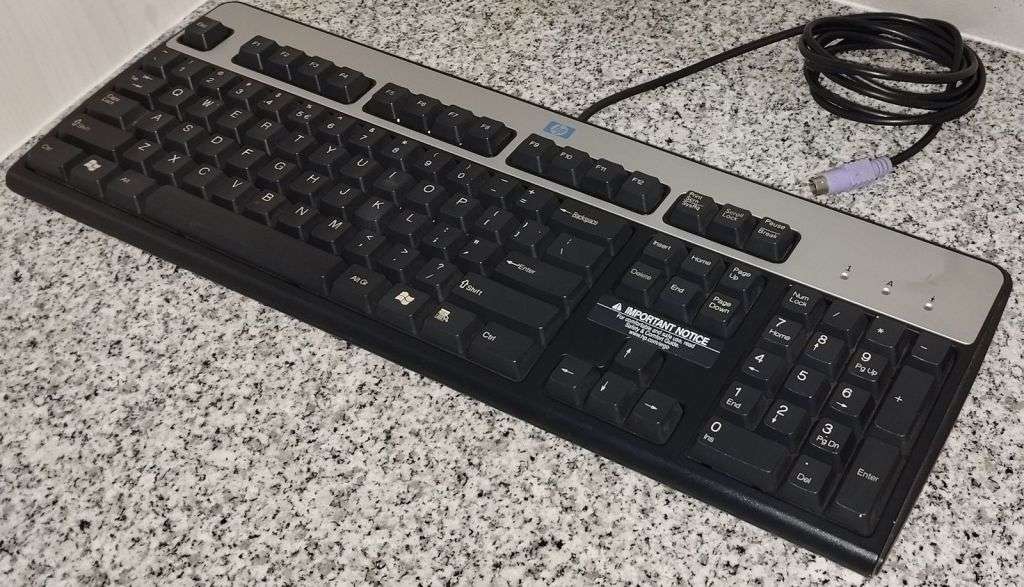 Keyboards - HP Black PS/2 Keyboard was sold for 26.00 on 21 Jul at 23: ...