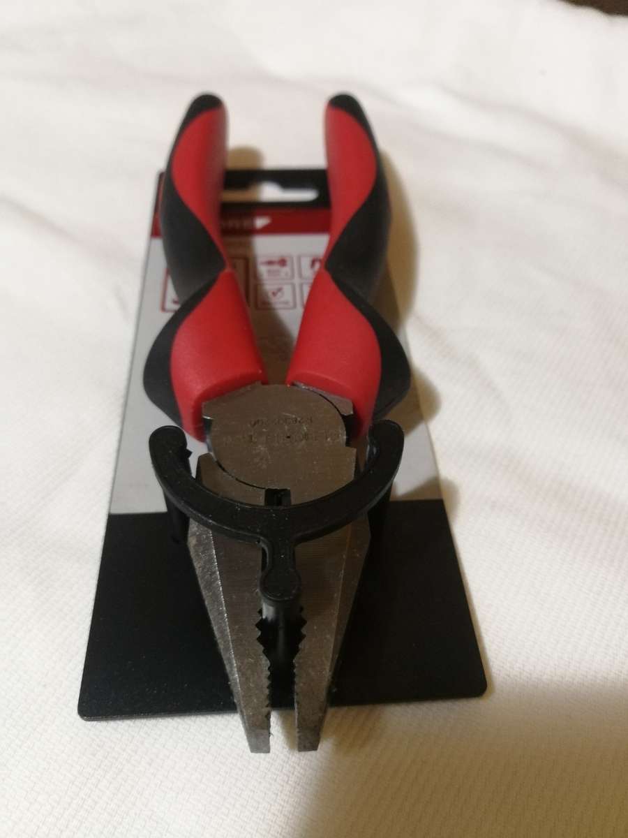 Pliers - GEDORE - R28302200 - Combination pliers with 2C-handle ...