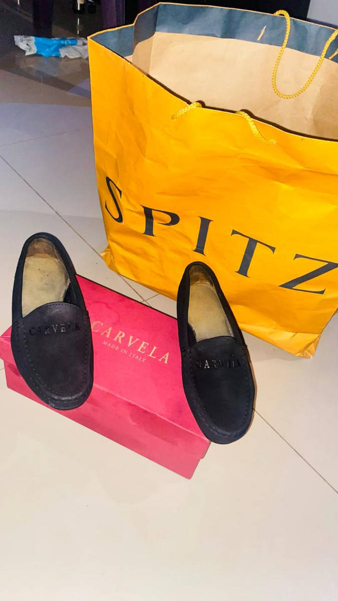 Formal - Carvela was listed for 1,500.00 on 8 Aug at 23:46 by ...